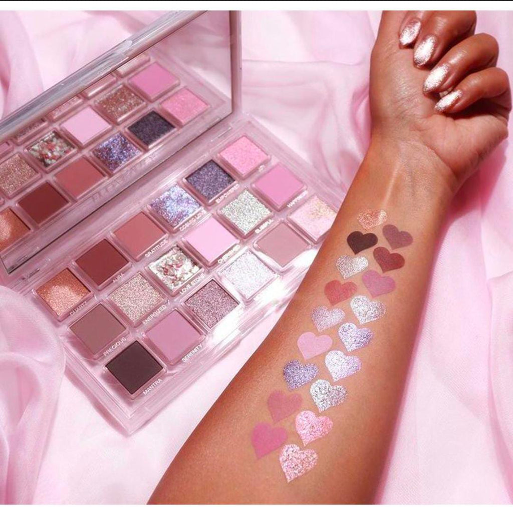 Huda Beauty Rose Quartz Eyeshadow Palette – beautygirl-pk