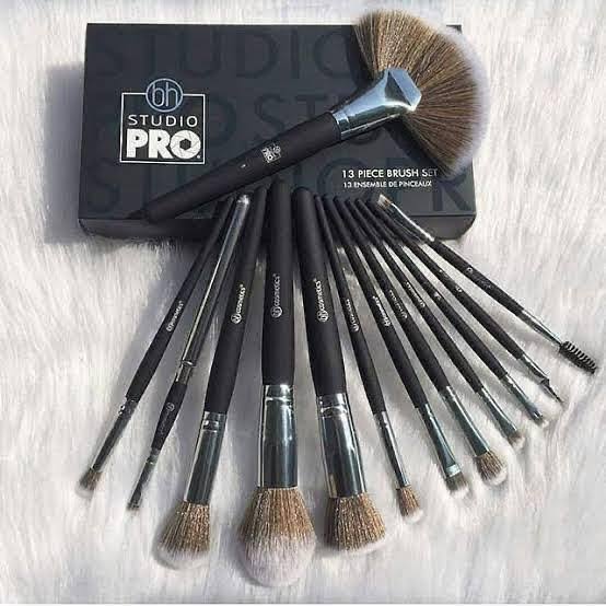 Studio Pro 13 Pieces Brush Set – beautygirl-pk